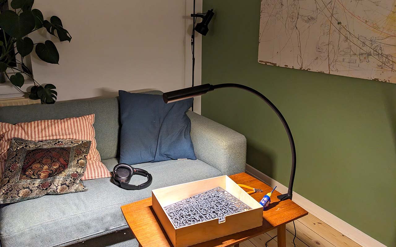 UberLight Flex Lamp Review (Any Good for Painting?)